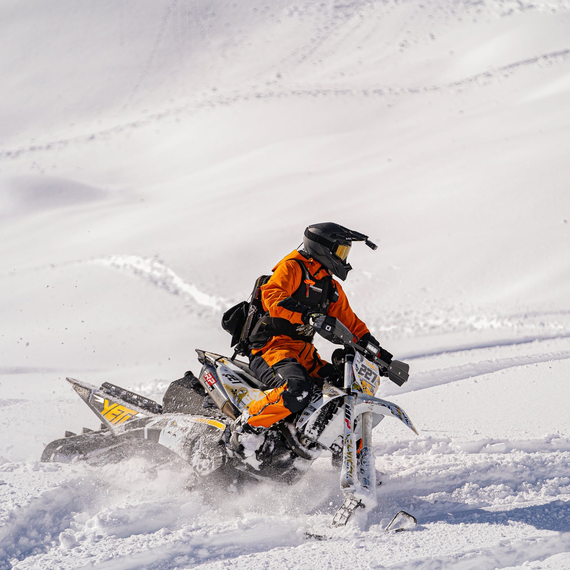 YETI SnowMX